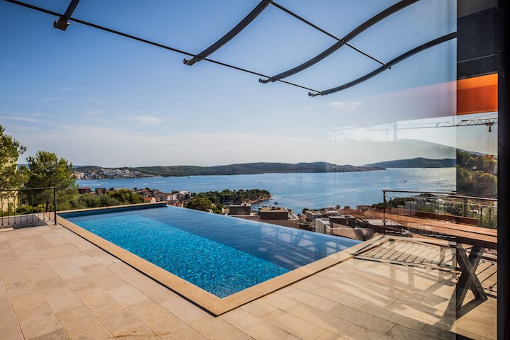 Villa Piscine, Vue Fantastique, 20 Pax - Trogir