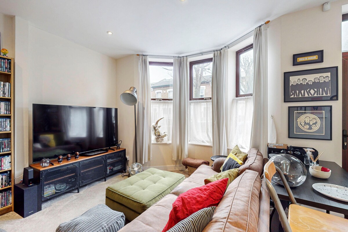 1-Bed Home | 12-Min Walk to Emirates Stadium - Airbnb