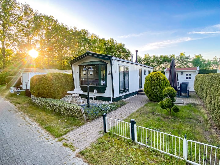 Hunebed Chalet - Assen