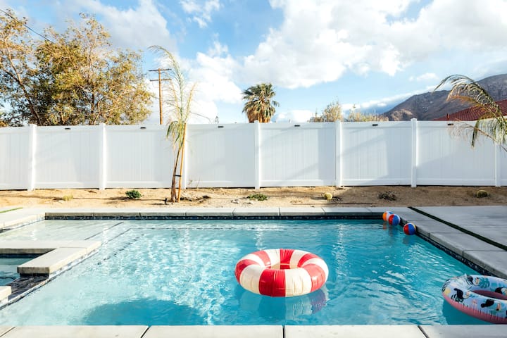 Gateway Estate #1
Newly Renovated Desert Retreat - Palm Springs, CA