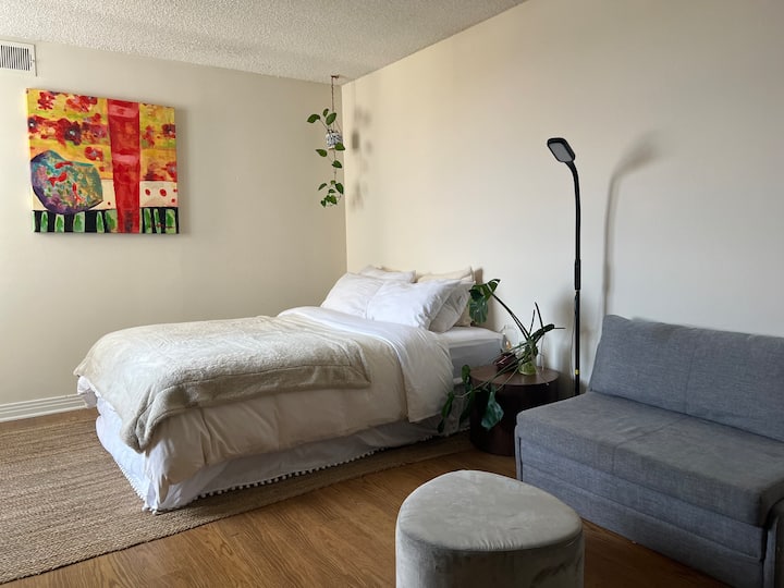 Beautiful Master Suite With Stunning Marina Views - Santa Monica