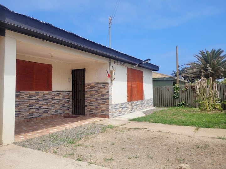 Casa Grande En Pichilemu, Playa Caminando A 5 Min - Pichilemu
