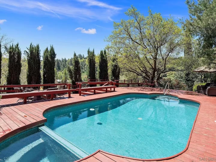 Winter Room @ Eaglenest Inn W/ Pool & Seasonal Spa - ジュリアン, CA