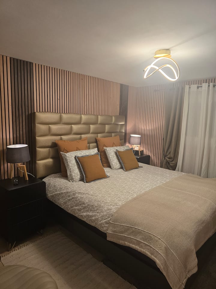 Chambre Gold-2 Personnes + Sdb Privée Attenante - Nyons