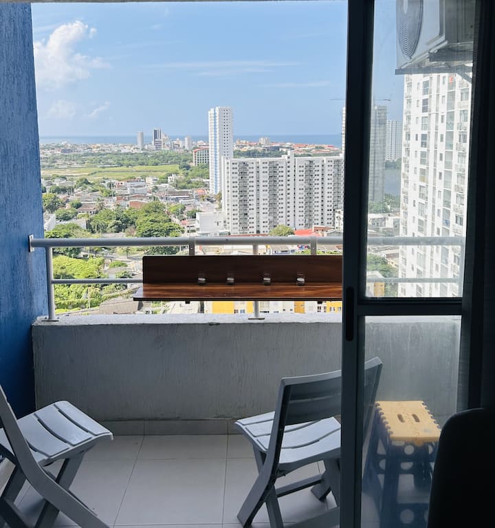 Great View Apt.  W/3 Bedrooms - Cartagena