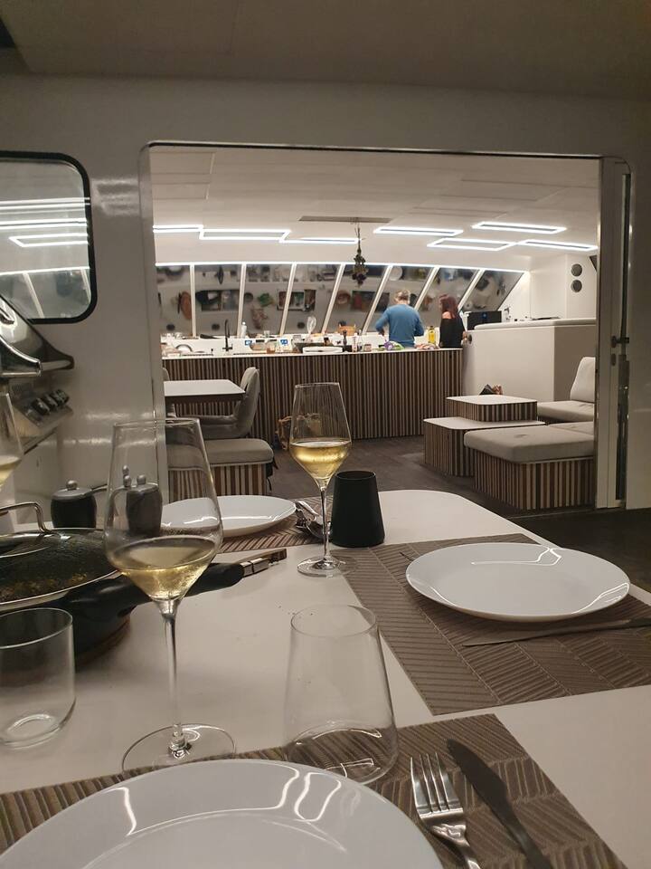 Chambres Sur Catamaran - Haute-Corse