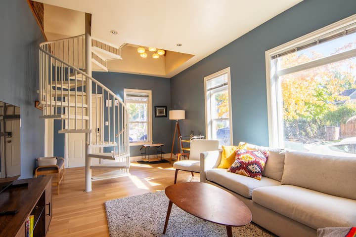 Charming Liberty Wells Cottage - Cozy Backyard - Salt Lake City, UT