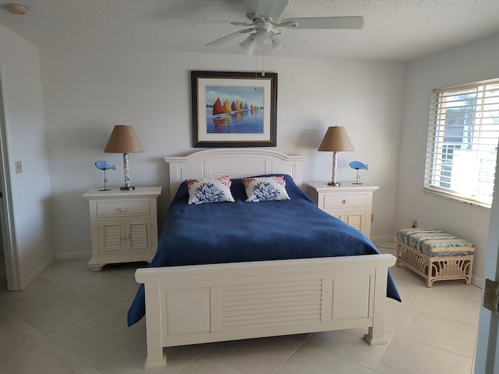 Tropical Getaway @ Ocean Village - Fort Pierce, FL