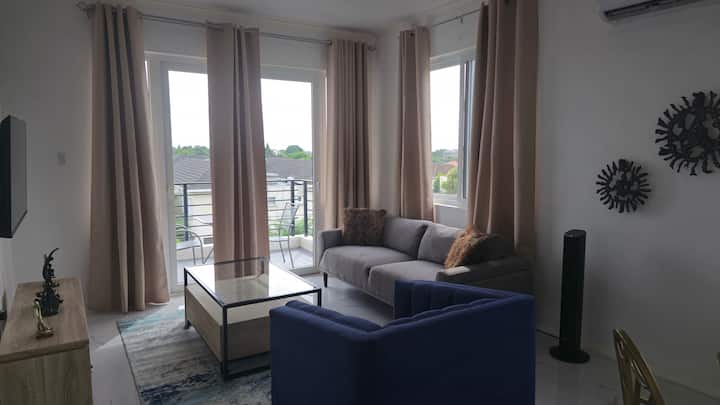 Elegant 2br With Rooftop Turf - Kingston, Jamaica