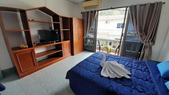 Priv. Apartment W Kitchen 4/5 P - Patong Beach