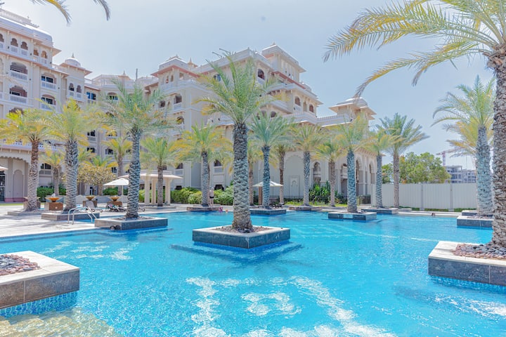 4br Luxury Penthouse With Terrace, Beach & Pool - Dubai