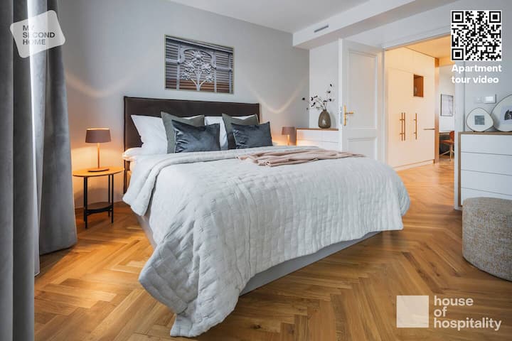 Luxury Rooftop Suite · Letná · Balcony - Prague