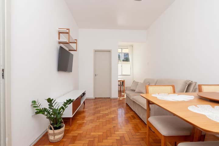 2 Min Away From Leblon’s Beach On Foot - Rio de Janeiro