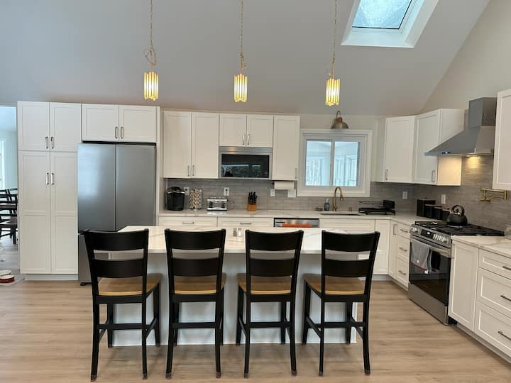 Your Home Away From Home - Wolfeboro, NH