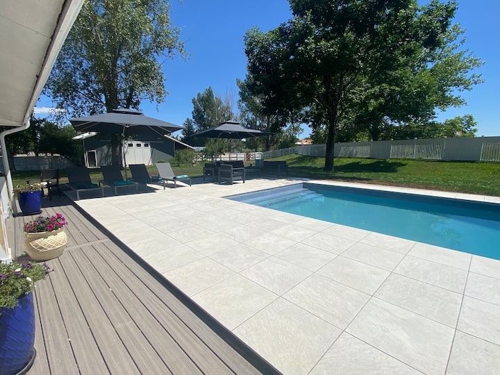 Modern Farmhouse With Pool - Boulder, CO