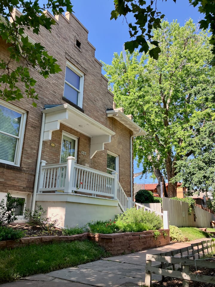 The Alamo At Alamo Placita - Denver, CO