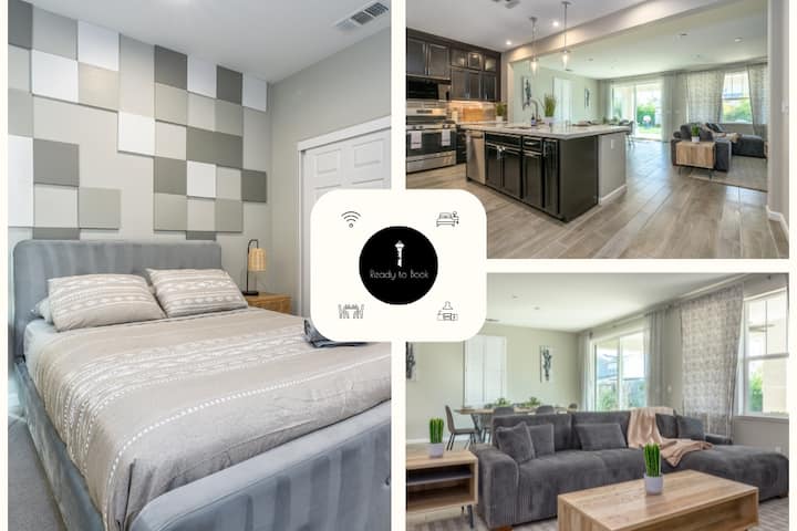 Cozy Family Home W/spacious Yard - Elk Grove