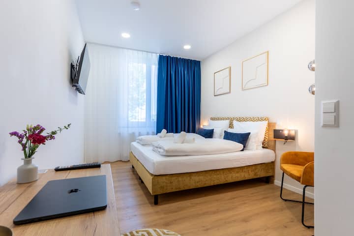 Double Room - Chérisy Hotel - Fully Digital Hotel - Konstanz