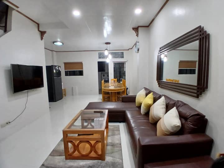 Cozy And Clean: Comfort Awaits - Baguio