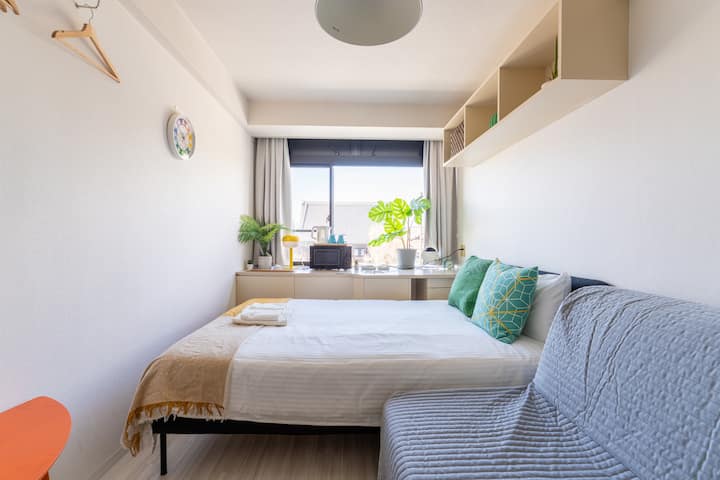 京都407/近本愿寺/京都站6分钟巴士直达/电梯/厨房/公用洗衣机/适合情侣/附近便利店/独立房间 - 교토시