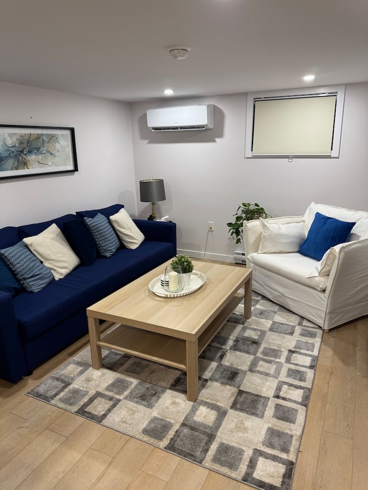 Newly Renovated Basement Suite ! - Halifax
