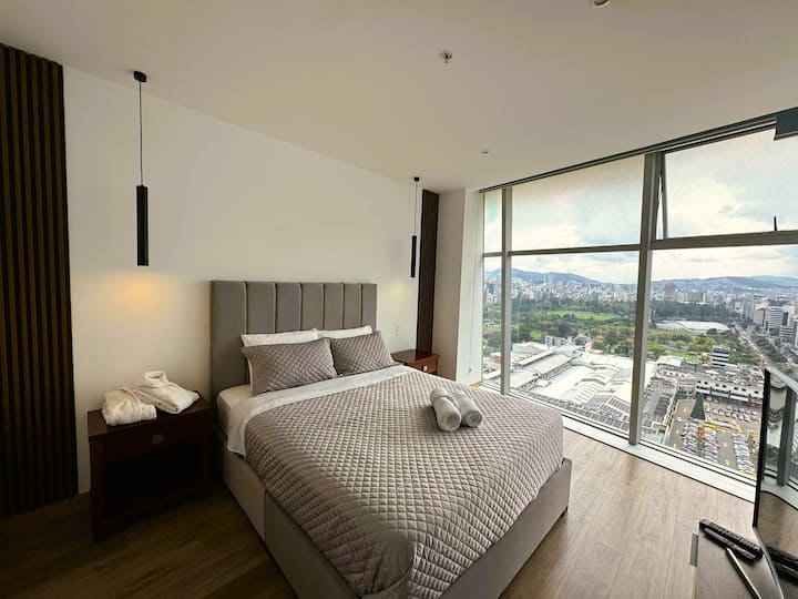 Suite Piso 19 Hermosa Vista Parque La Carolina - Quito