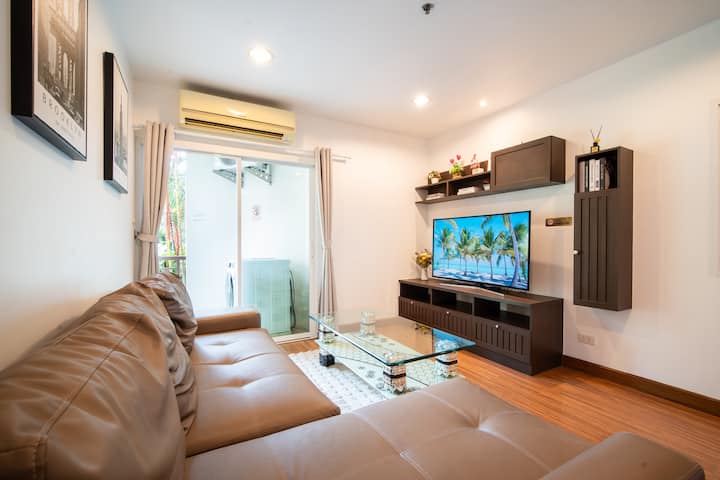 Patong: 192/43号两卧公寓 泳池健身房  Bangla路 - Patong Beach