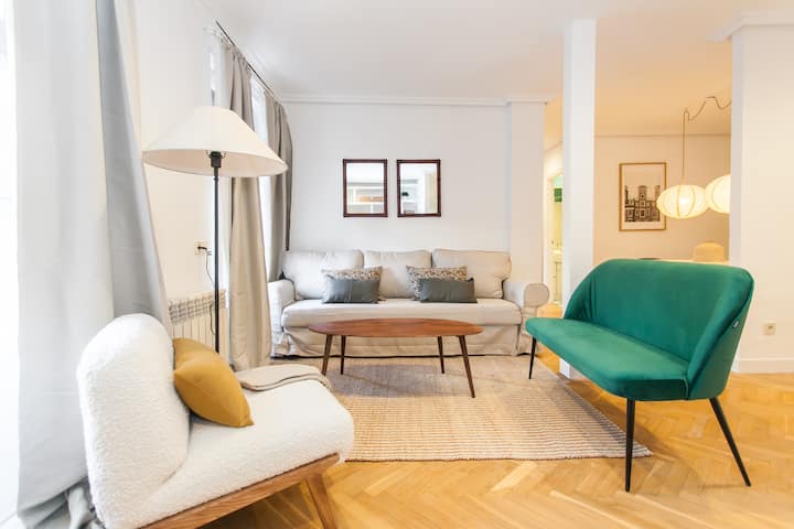 Gran VÃa & ÓPera: Elegant, Spacious And Charming - Madrid
