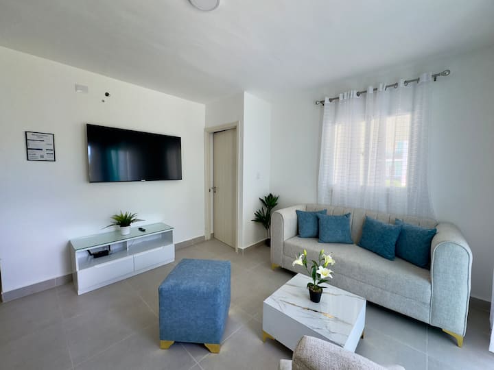 Cerca De Coco Bongo Y Transporte A La Playa. - Punta Cana