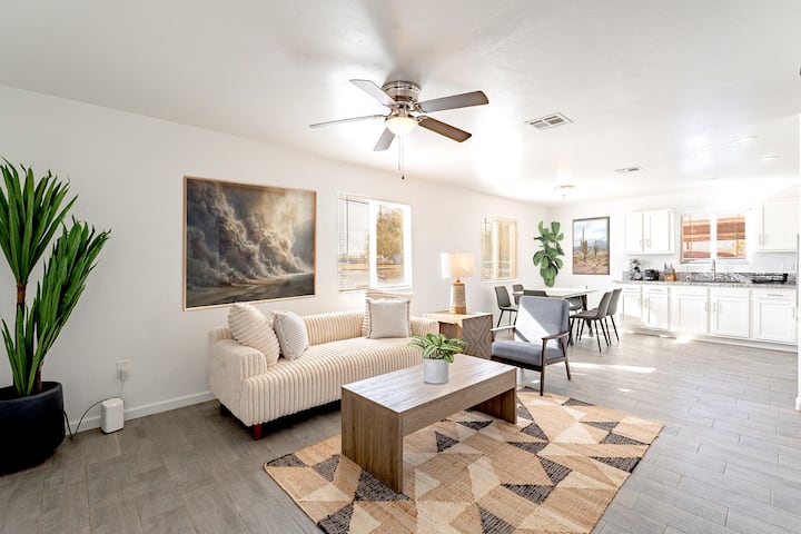 Casa Cielo: Eco-friendly 2bd Near Gem Show & I-10 - Casino Del Sol