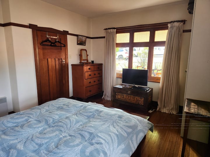 Queen Bedroom 2 - 호바트