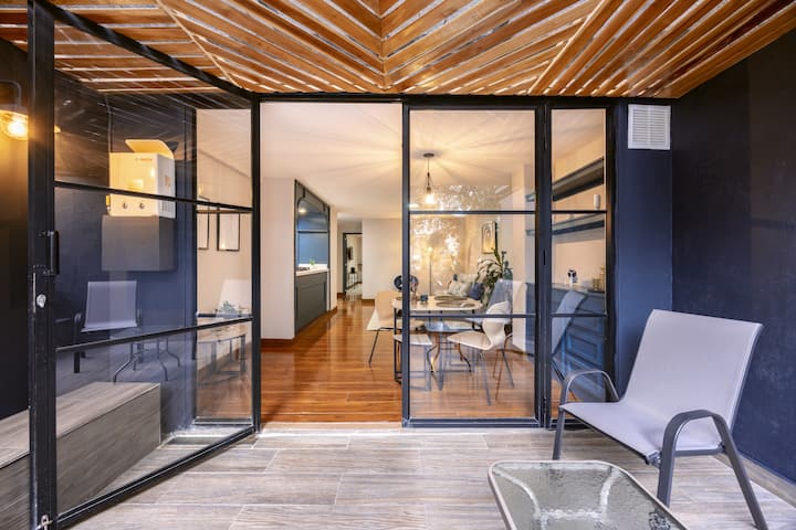 Remodelado Con Balcón  - Lleras Park/provenza -Ac - Medellín