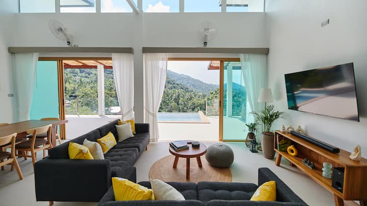 2-bedroom Villa W/salt Pool, Jacuzzi + Sea Views - Koh Tao