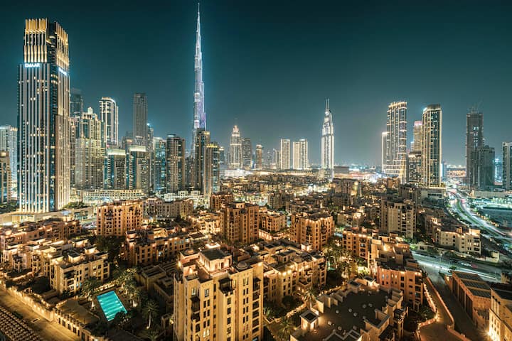 Burj View Luxe Collection | 5 Min Dubai Mall - Dubai
