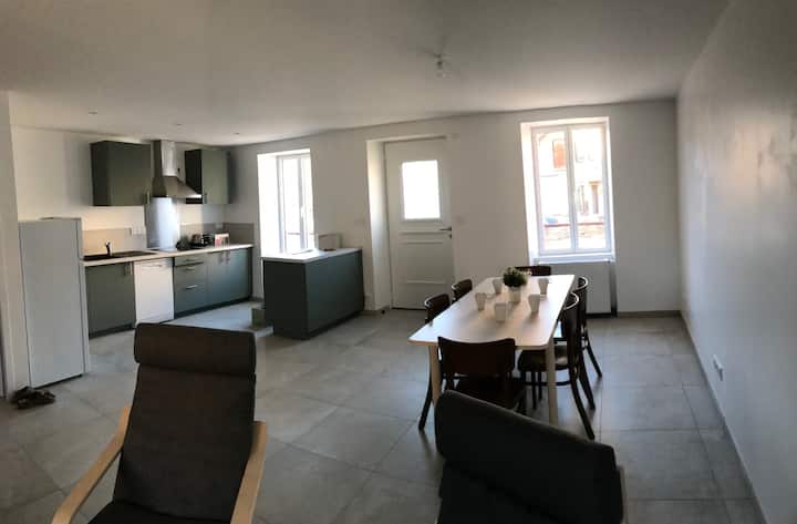 Maison Ancienne Refaite à Neuf - Saint-Nectaire
