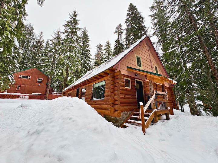 Ted’s Hideaway - Mount Hood, OR