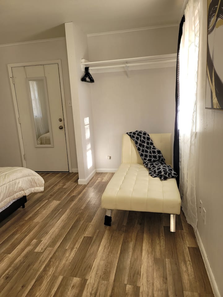 Tiny Home In Greenville, Texas - Greenville, TX