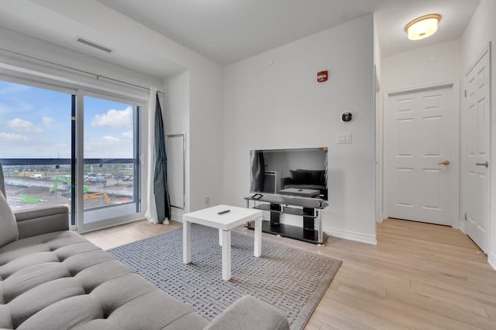 Comfy Retreat: Cozy Apt 1b+d/1b, Kitchen, Parking! - Georgetown, ON, Canada
