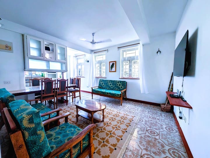 Spacious 2 Br, 5 Min Walk From Roseau - Roseau