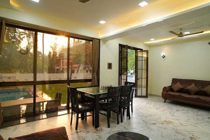 Solarees Villa - Alibag