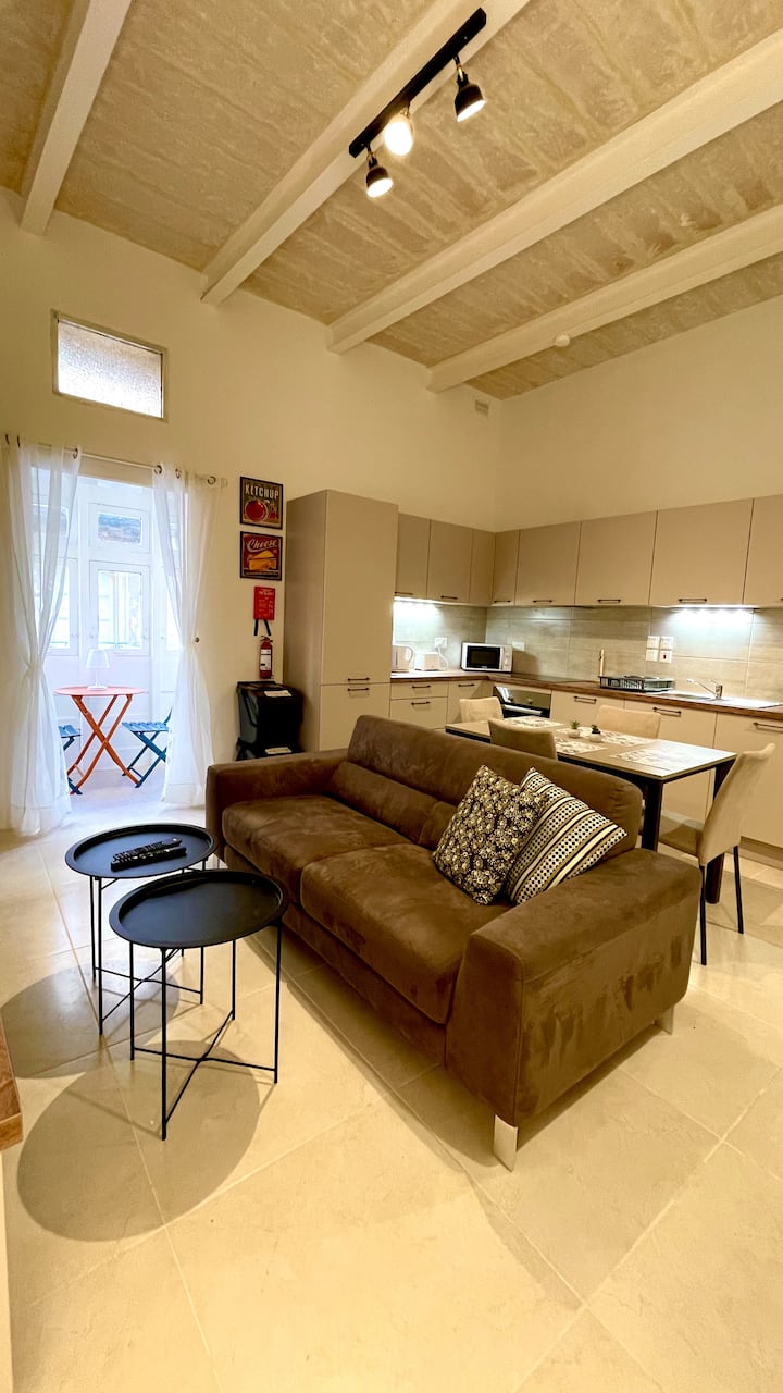 No 2 Brand New Apartment In Fortified Senglea City - La Valeta
