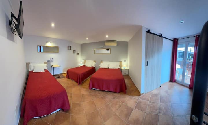 Habitación Quadruple 103 En Hotel Galera Del Mar - Altea