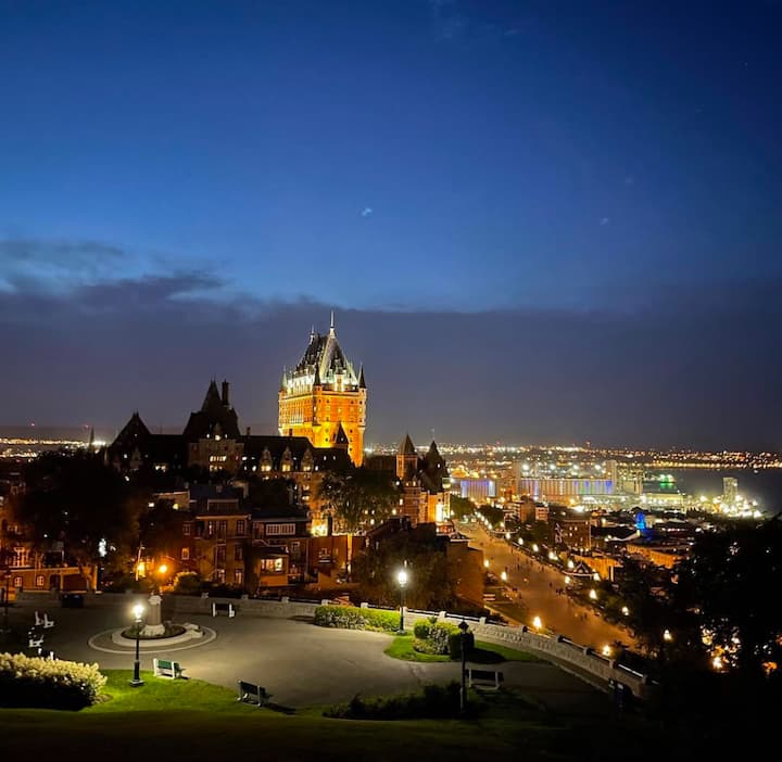 This Location Captures The Best - Levis