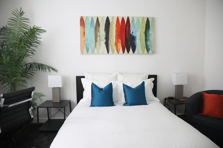 Private Bathroom -  Modern Style - San Francisco, CA