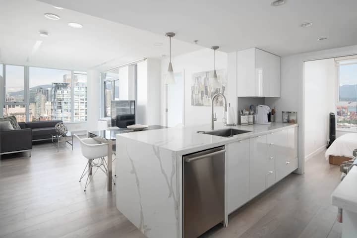 3 Bed Room Sub Penthhouse Ocean And Mountainview - Vancouver