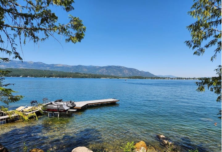 1950's Classic Lake Cabin With Private Dock! - Lake Ponderay, Ponderay