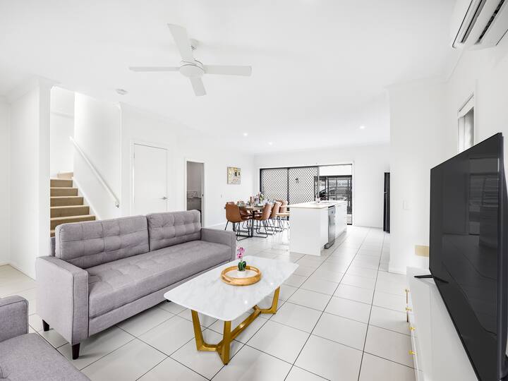 Family Getaway With Easy Access To Beaches & Shops - Redcliffe