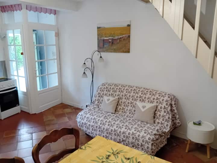 Maison Provençale Au Cœur Du Village De Valensole - Valensole