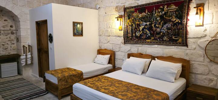 Mons Masius- Deq / 4 Kişilik Comfort Oda - Midyat