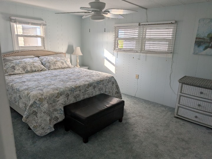 Must Be 55+ For The Park. Fun! - Venice, FL